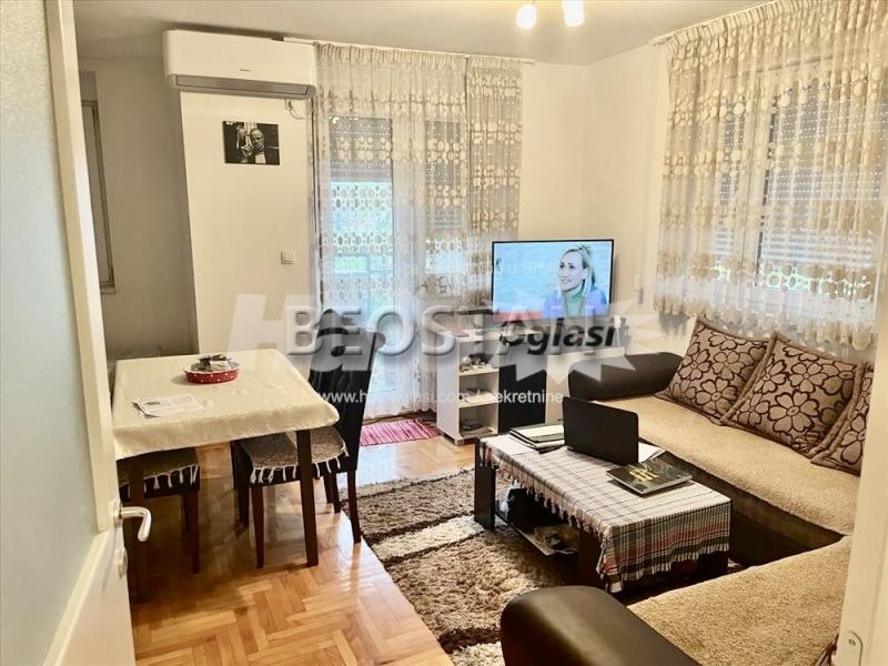 Širi centar - Vozdovac stepa stepanovic #60238 650 €