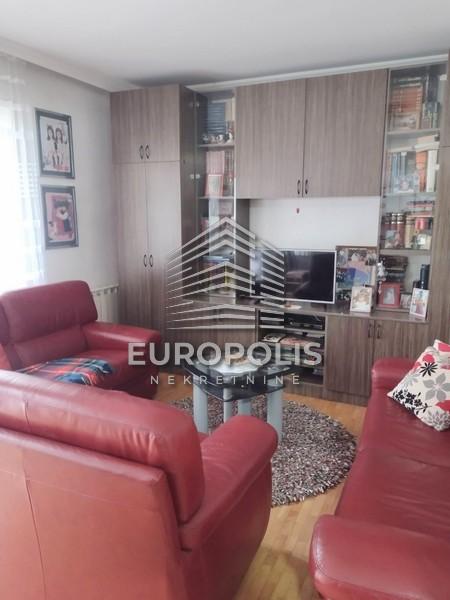 Ranka Tajsića, Autokomanda, Voždovac ID#6719 175.000 €