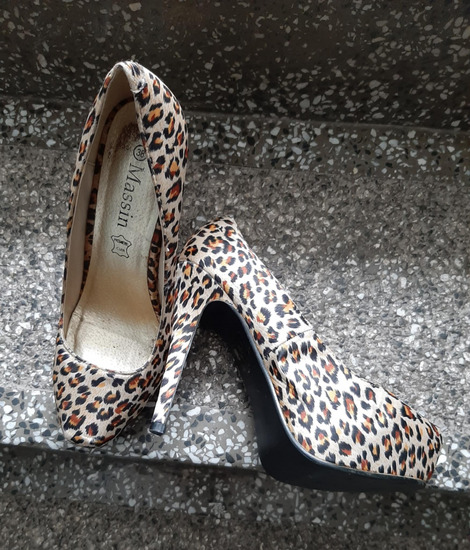 Leopard stikle br. 38