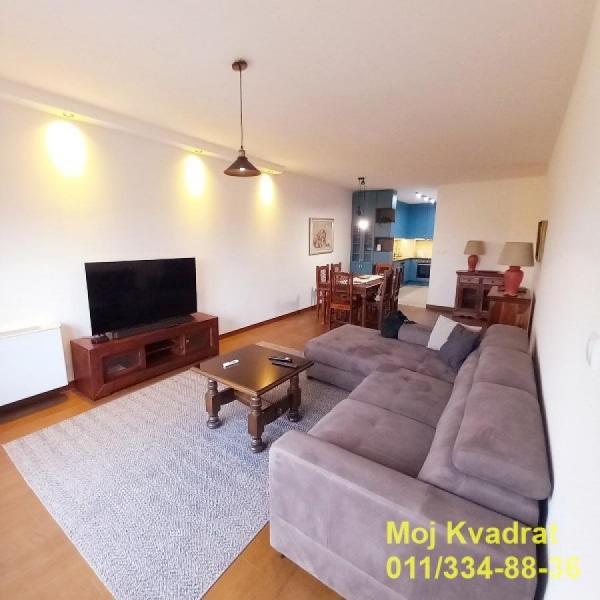 Dvosoban stan za izdavanje, 70m2, 1.000€