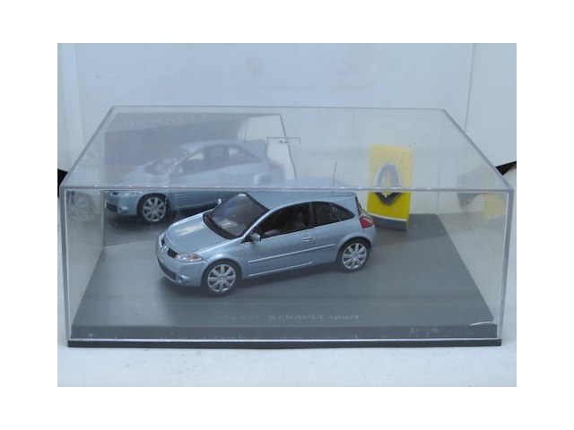 1:43 universal hobbies renault megane