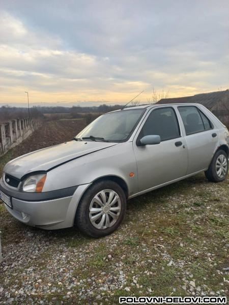 Ford Fiesta 1.8 TDDI Kompletan Auto U Delovima