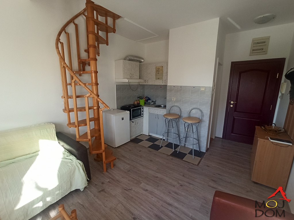 Stan,NOVI SAD,GRBAVICA,kv: 43, € 103000, ID: 1029528