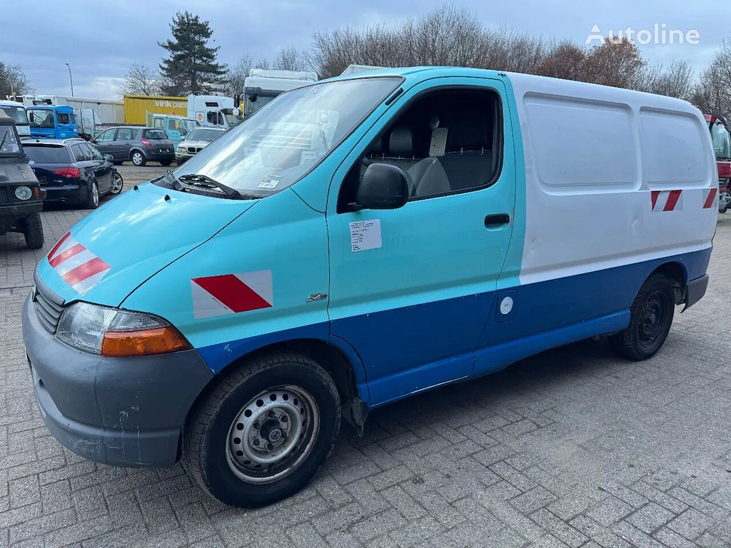 Toyota HIACE minibus furgon