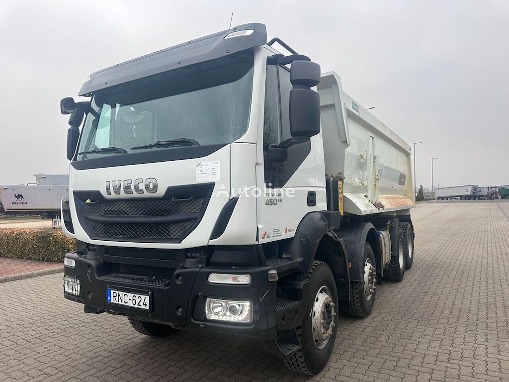 IVECO Trakker 8x4 NEUE MOTOR!!! kiper