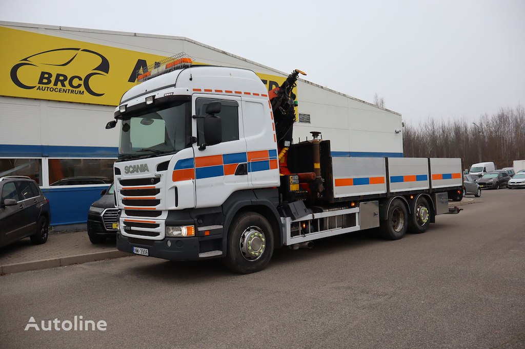 Scania R400 kamion s ravnom platformom