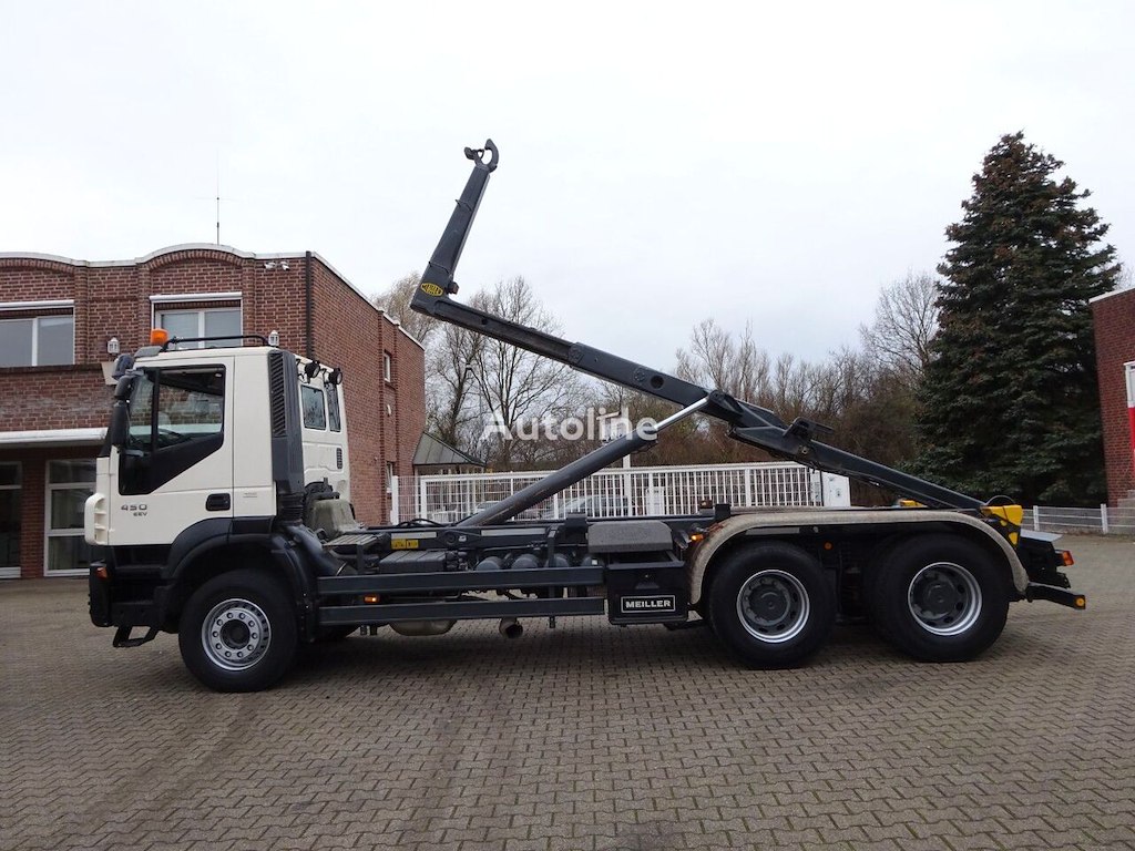 IVECO TRAKKER mit MEILLER Abroller kamion rol kiper