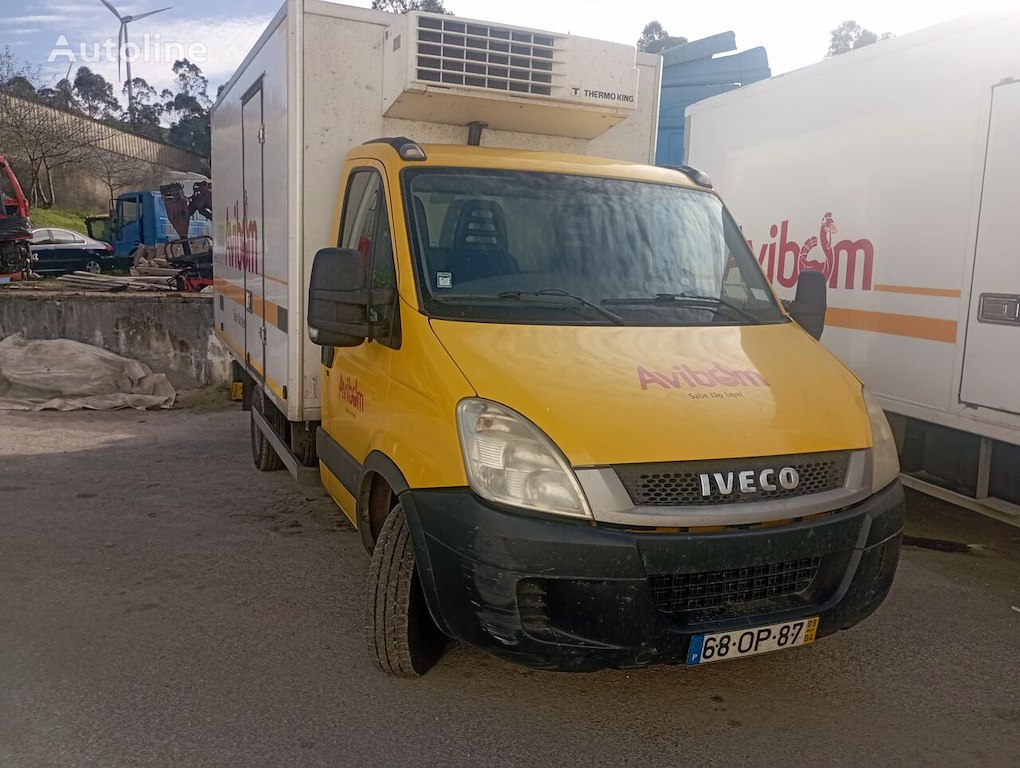 IVECO Daily / F1CE0481 (euro4) / 6S400A OD Pneus Ft/Tr – FT 195/75 R16 kamion hladnjača