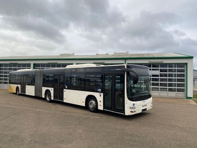 MAN A23 Gelenkbus EZ 2014 zglobni autobus