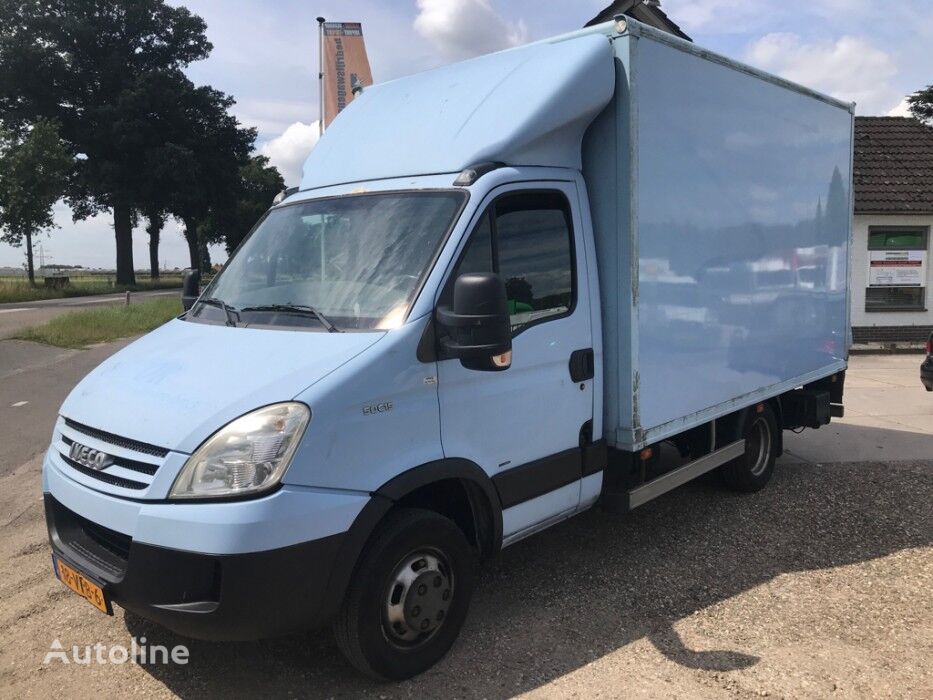 IVECO Daily 50C15 3.0 Hpi Euro 4 Koffer Bakwagen Laadklep Lift Trekhaa kamion furgon < 3.5t