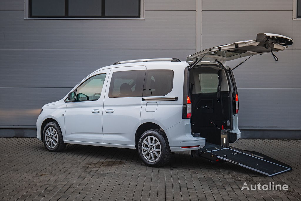 Ford Tourneo Connect * rampa * przewóz osoby niepełnosprawnej karavan