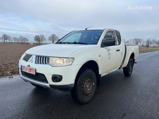 Mitsubishi L200 4x4 1,5 CAB LKW Zulassung 2.5 DI pikap