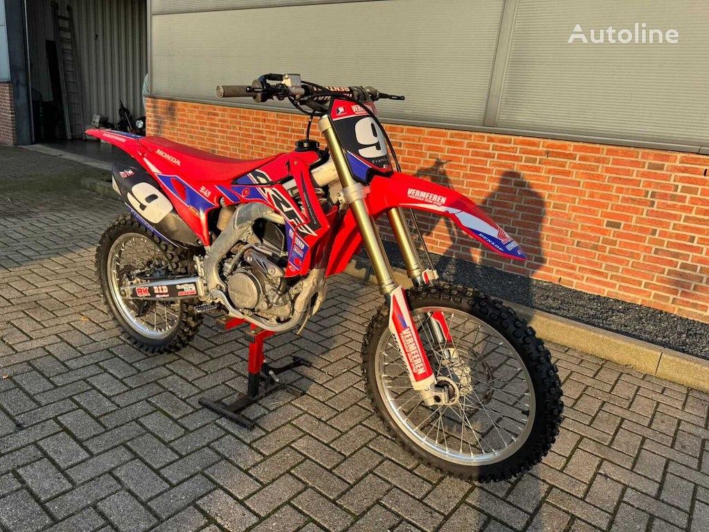 Prodaje se Honda Crf 250 motocikl na aukciji