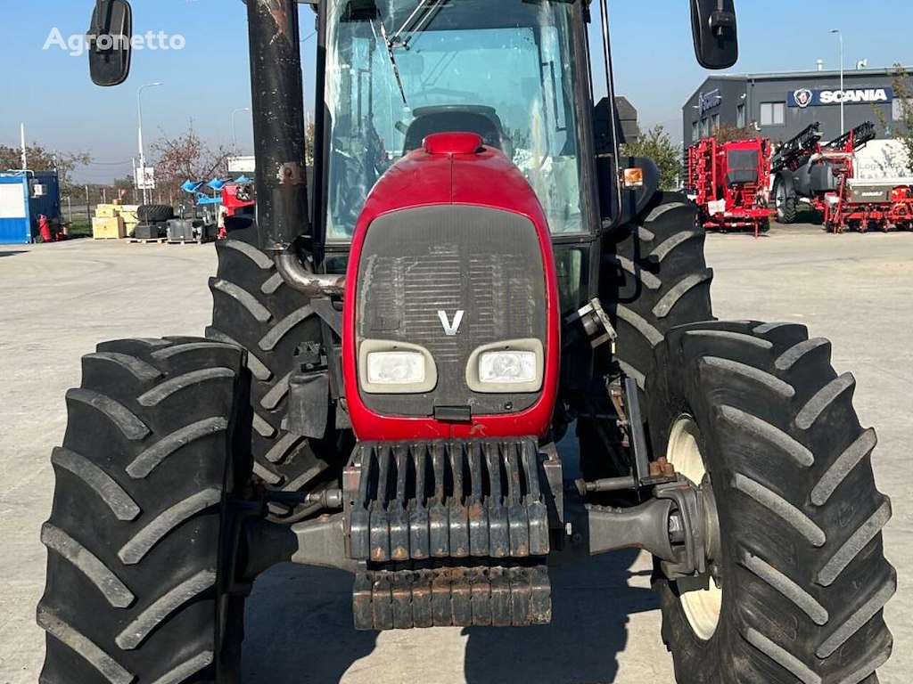 Valtra A93 H traktor točkaš