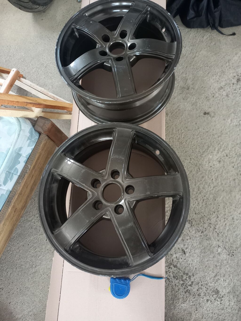 Alu felne 16tice 5x108 felne su u dobrom stanju nisu krive ni varene