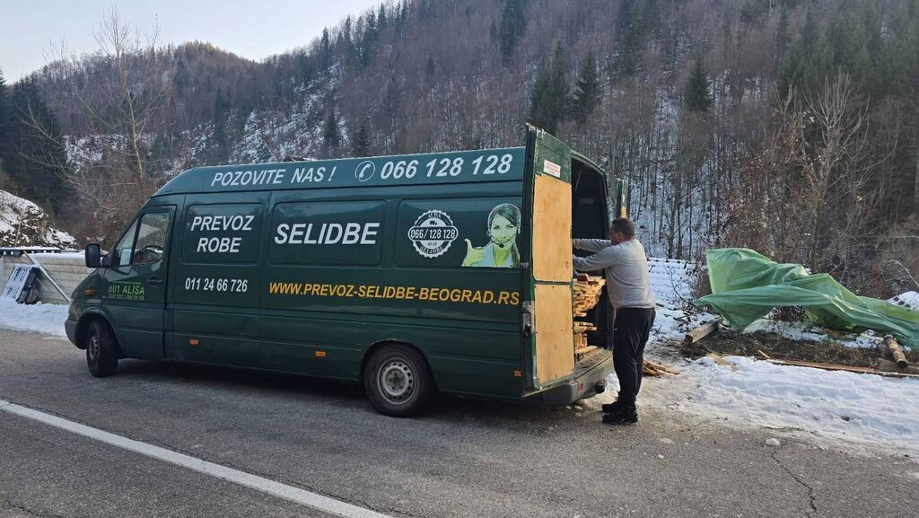 Radnik za selidbe potreban agenciji za selidbe i prevoz robe