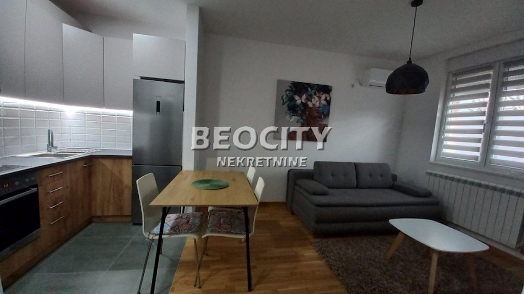 Novi Sad, Petrovaradin, Okrugićeva, 1. 5, 32m2, 350EUR