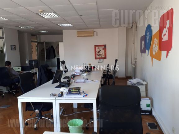 #23340, Izdavanje, P.P., CENTAR, 3100 EUR