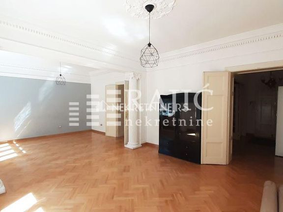 Centar(Zeleni venac)70m2,2.0+terasa #3976