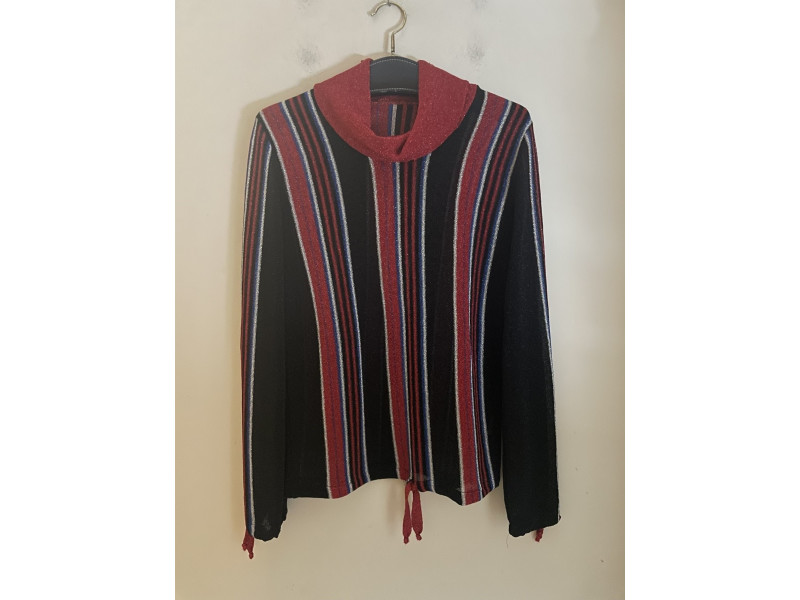 Sljokava vintage bluza
