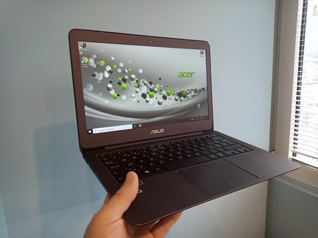 Laptop Asus ZenBook