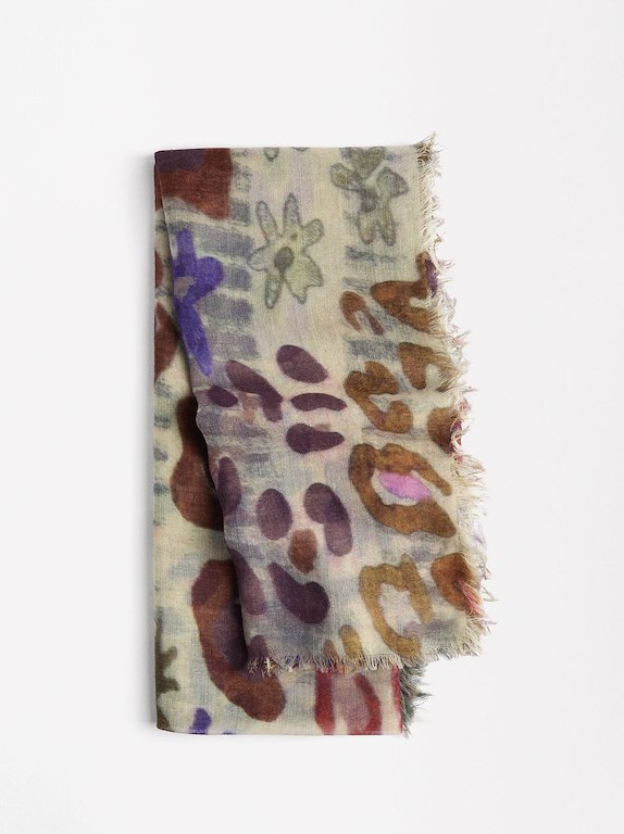 Wool scarf with print