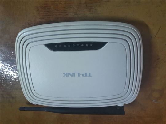 Model TL-WR740N 150Mbs wireless N router