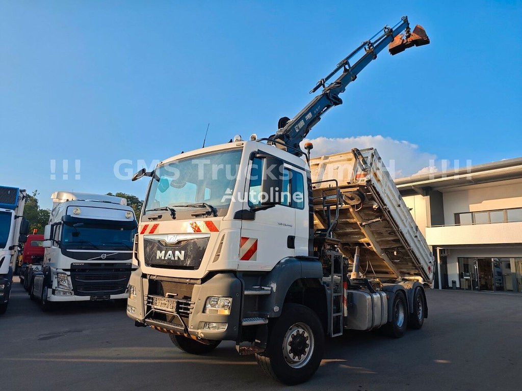 MAN TGS 28.440 6x4 3 way tipper + crane Hiab 122 + RC kiper