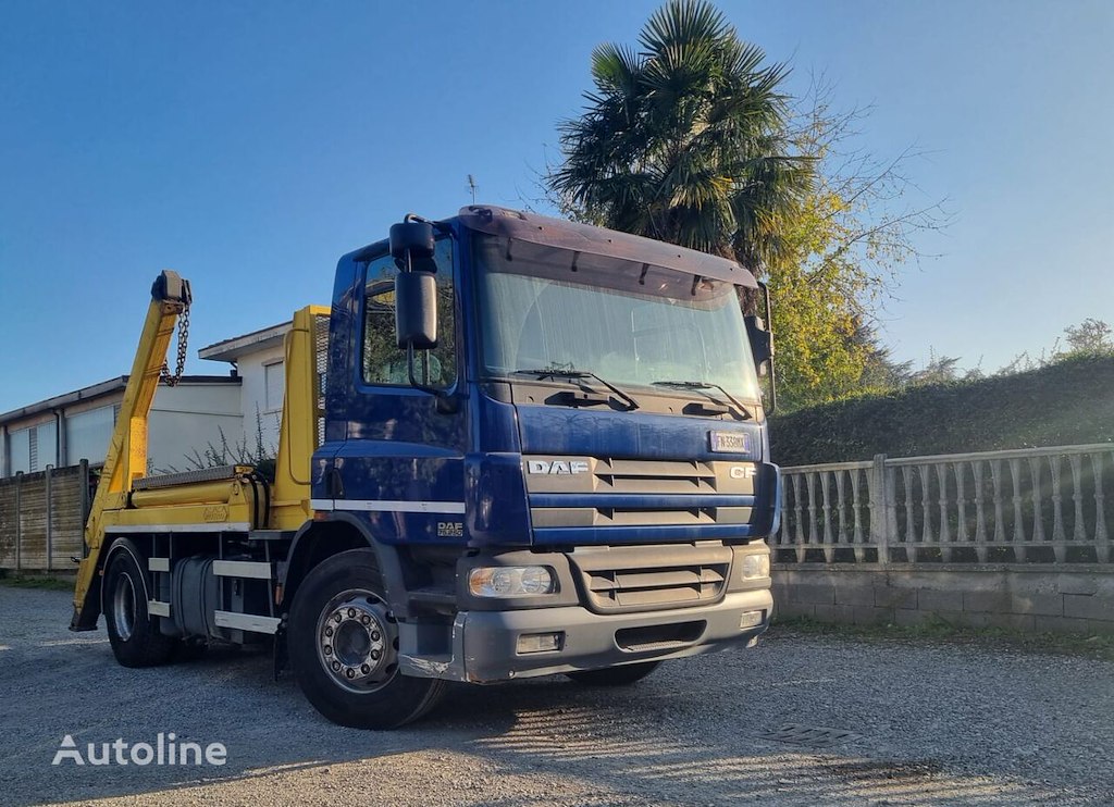 DAF CF 75 250 kamion autopodizač kontejnera