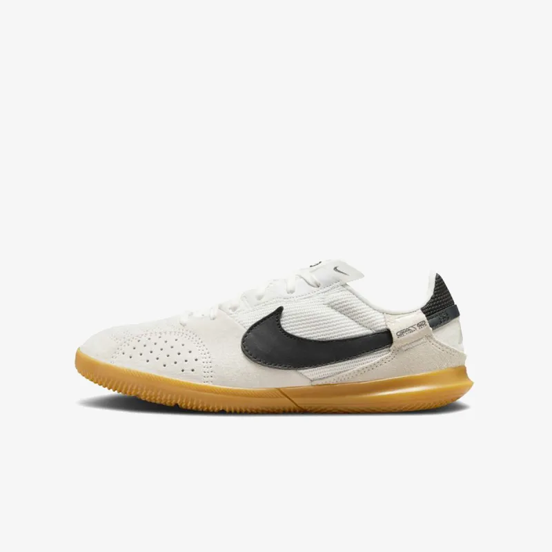 Nike Jr. Streetgato
