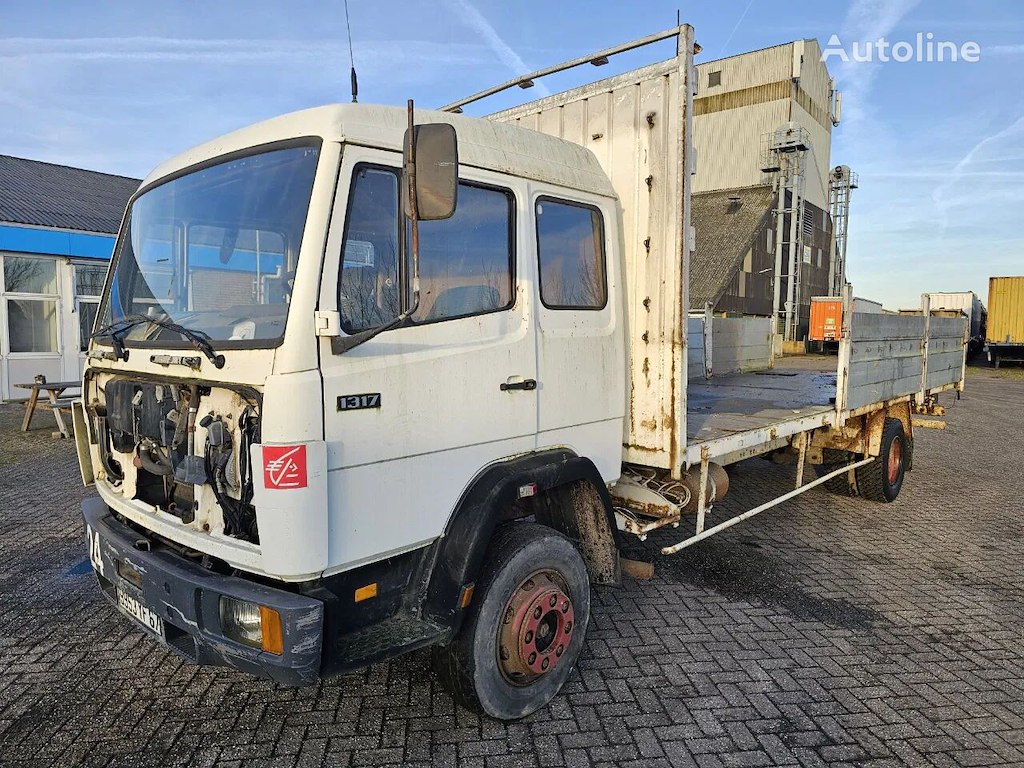 Mercedes-Benz Atego 1317 kamion s ravnom platformom