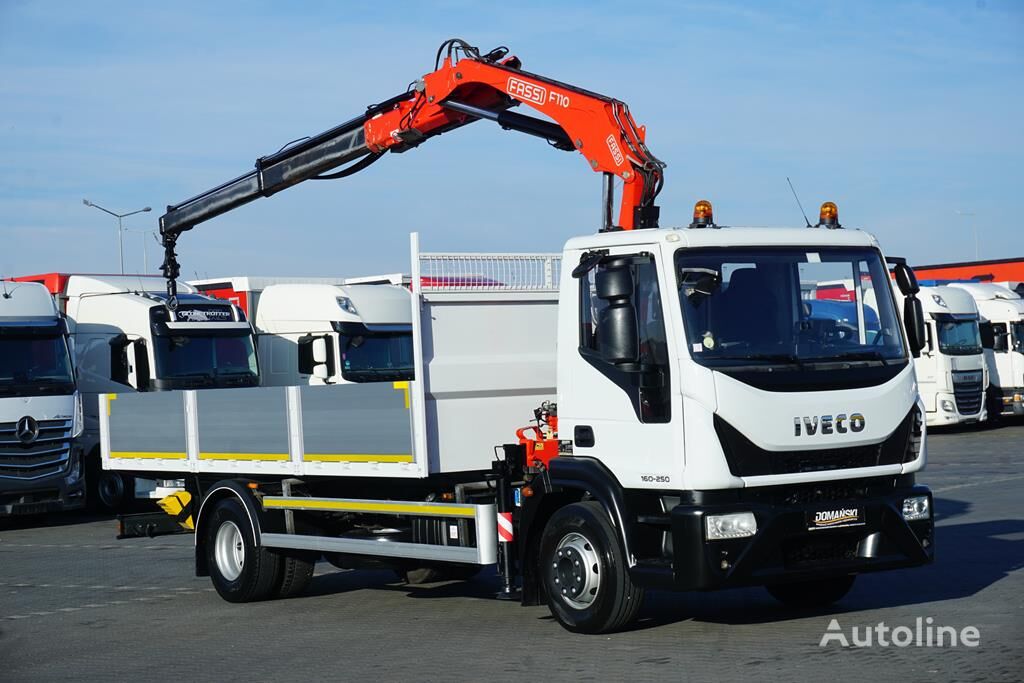 IVECO EUROCARGO 160E25 kamion s ravnom platformom