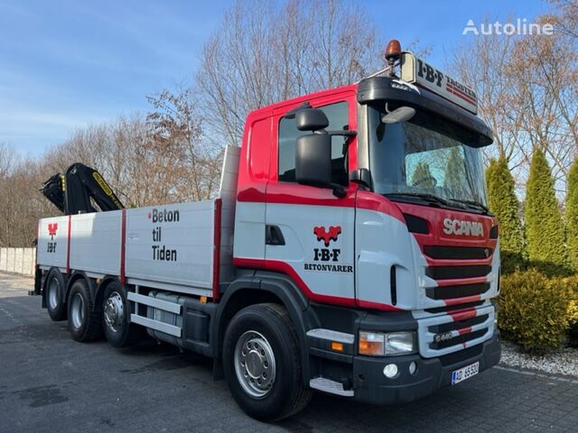 Scania G 440 kamion s ravnom platformom