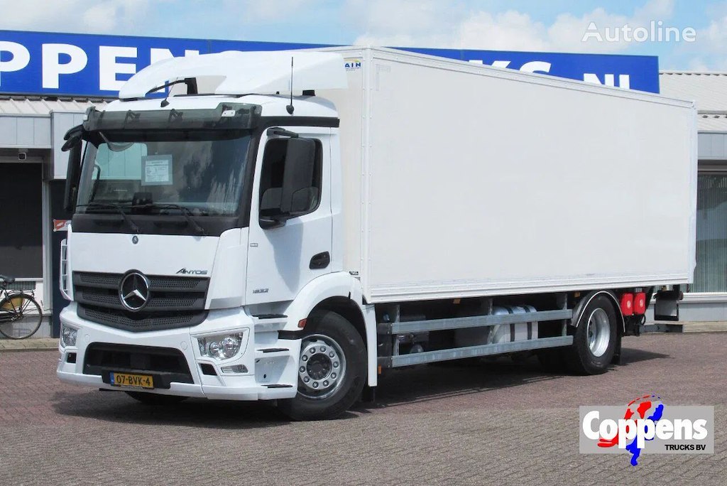 Mercedes-Benz Actros 1832 1832 LL 4x2 kamion furgon