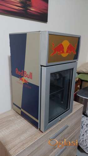 Mini bar frizider red bull