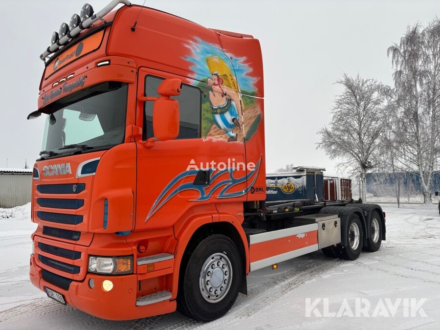 Prodaje se Scania R500 LB 6x2 rol kiper sa kukom na aukciji