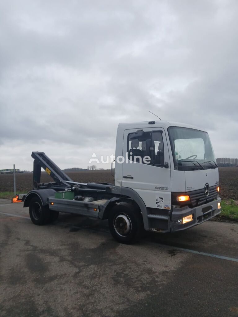 Mercedes-Benz Atego 1223 kamion rol kiper