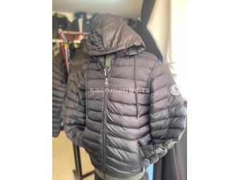 Moncler jakna sa kapuljačom