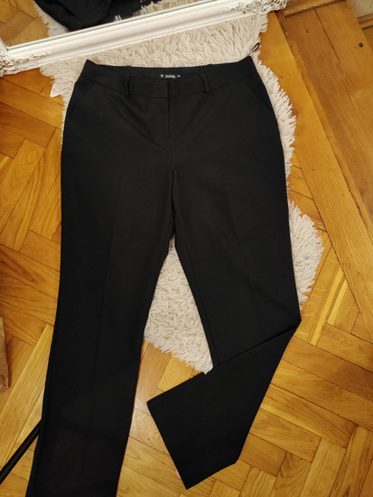 Elegantne pantalone