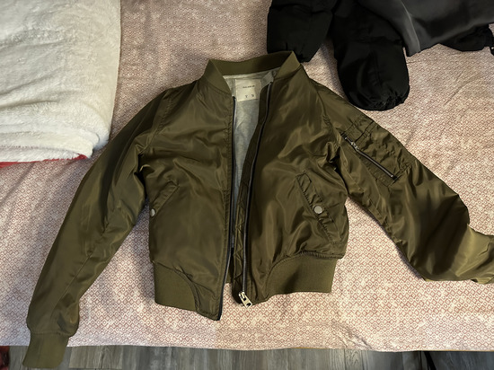 Pull&bear bomber jakna