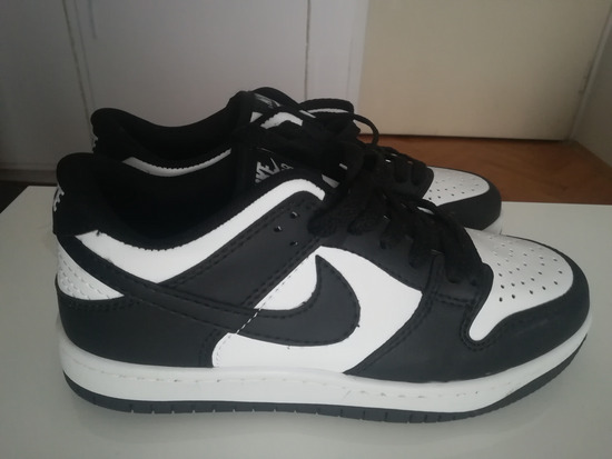 Nike low dunk PANDA