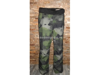 Ski pantalone maskirne Protest vel. 16 kao nove