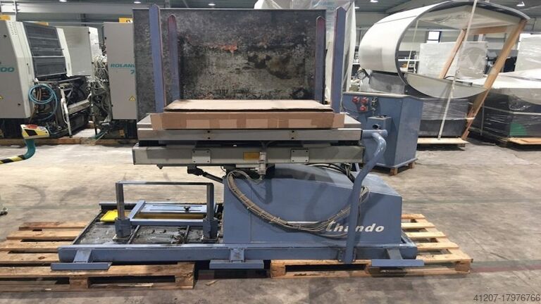 Razni
Thando 103 F. AU Pallet turner