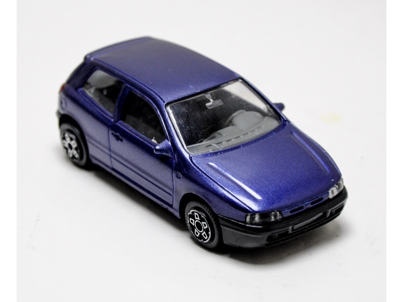 Burago Fiat Bravo 1/43