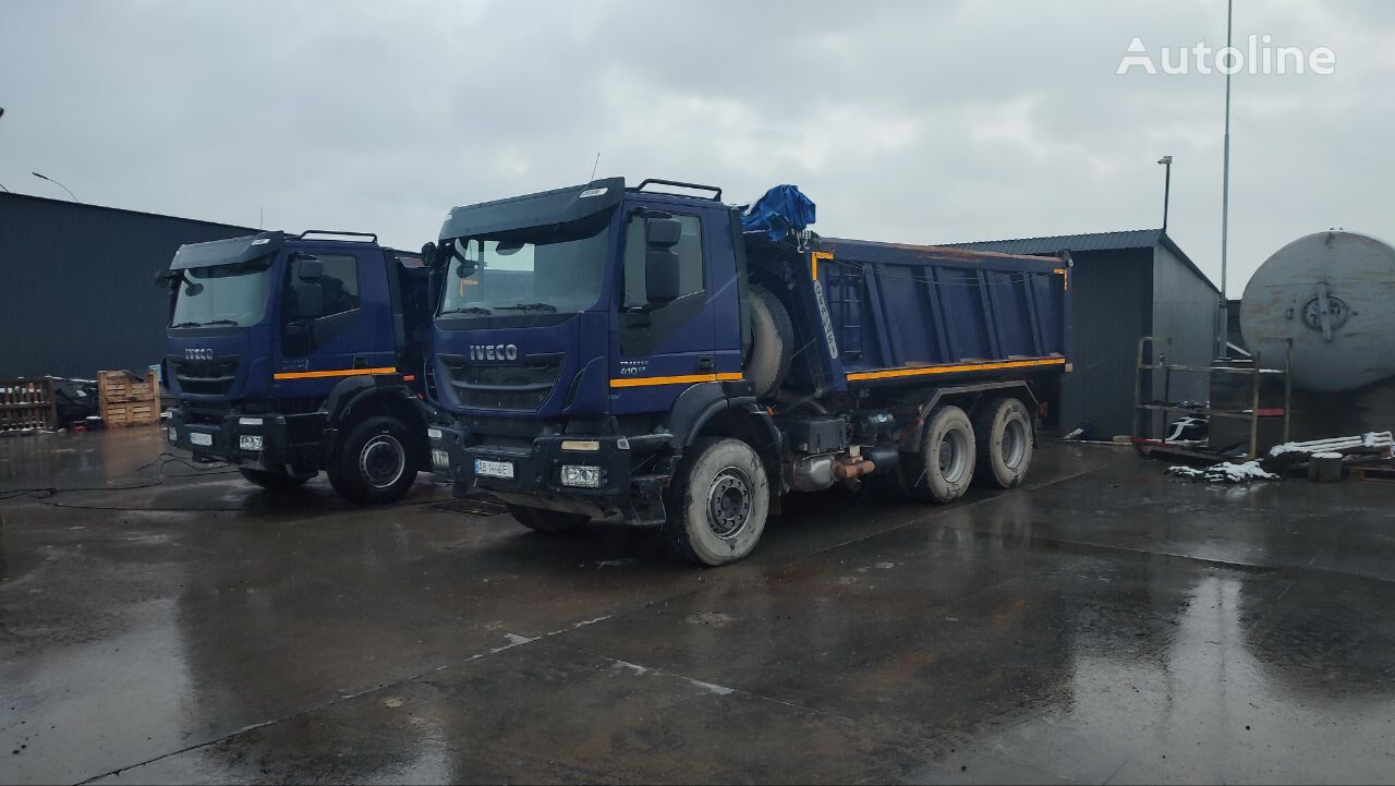 IVECO Trakker AD410 kiper