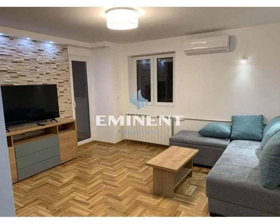 Izdavanje, dvosoban stan, 56m2, Novi Beograd Blok 28, Novi Beograd, Beograd