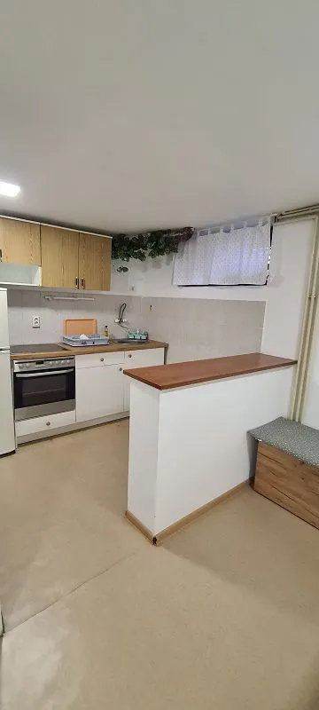 Izdavanje, kuća, 170m2, Novi Beograd, Beograd