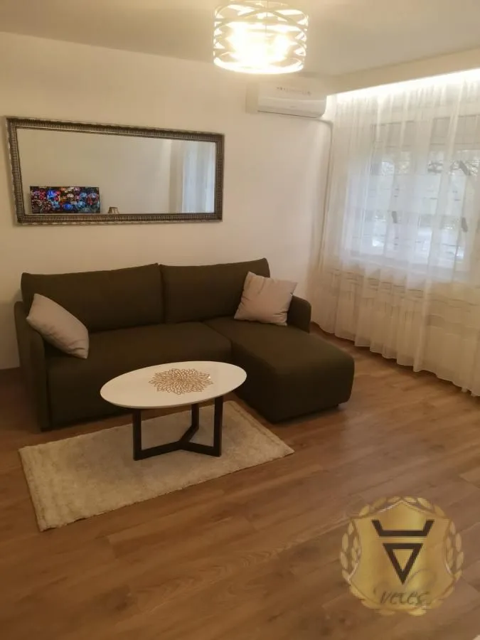 Izdavanje, jednosoban stan, 40m2, Neimar, Vračar, Beograd