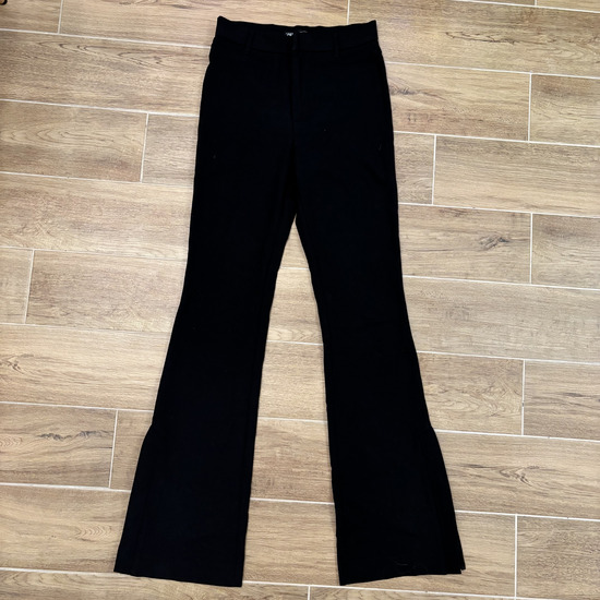 Zara pantalone zvoncare