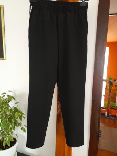 Pantalone/trenerka xs